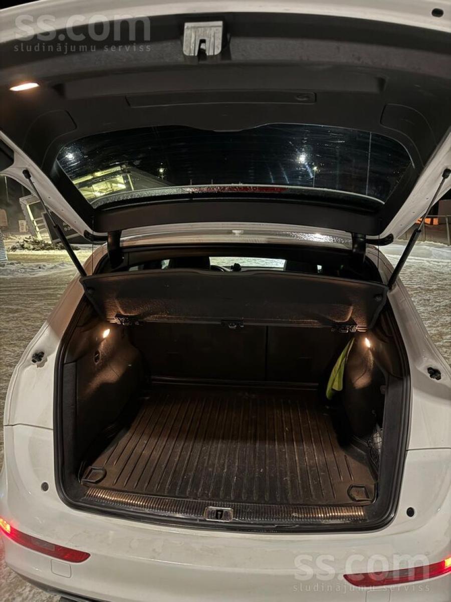 Balts Audi Q5 2011 Rīga, ar dzinēja tilpumu 2.00 L un nobraukumu 238 tūkst. km par 10500 €, foto 3 vietnē AUTOMOTO.COM.LV