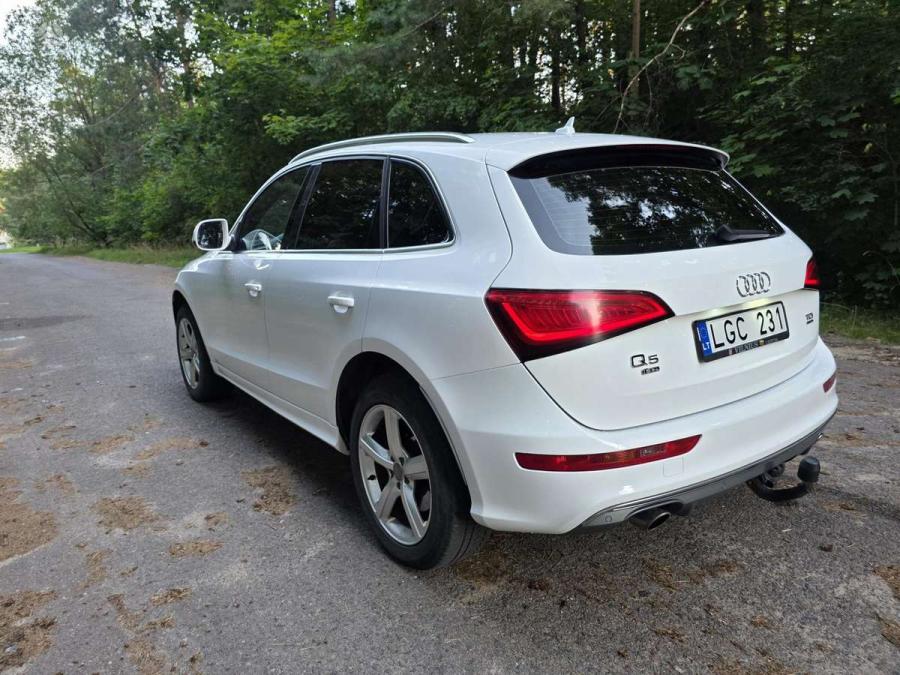 Balts Audi Q5 2011 Viļņa, ar dzinēja tilpumu 2.97 L un nobraukumu 214 tūkst. km par 9500 €, foto 7 vietnē AUTOMOTO.COM.LV