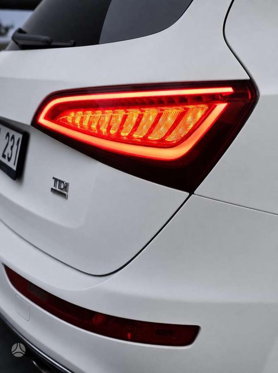Balts Audi Q5 2011 Viļņa, ar dzinēja tilpumu 2.97 L un nobraukumu 214 tūkst. km par 9500 €, foto 12 vietnē AUTOMOTO.COM.LV