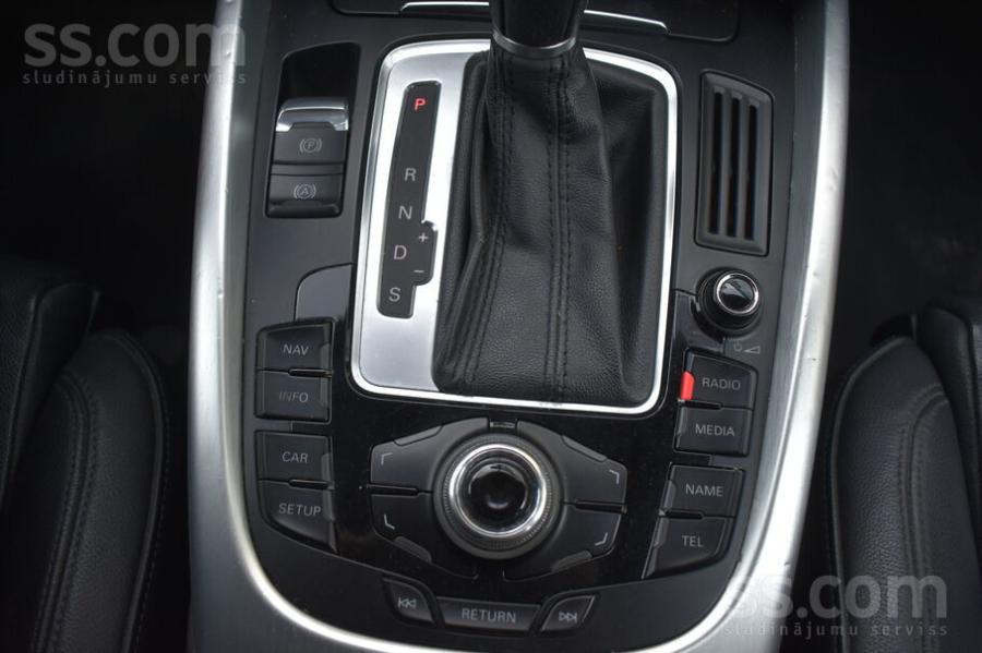 Balts Audi Q5 2011 Talsi, ar dzinēja tilpumu 3.00 L un nobraukumu 302 tūkst. km par 9200 €, foto 18 vietnē AUTOMOTO.COM.LV