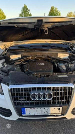 White Audi Q5 2011 in Utena, with an engine capacity of 1.97 L and mileage of 441 thousand km for 6150 €, photo 8 on AUTOMOTO.COM.LV