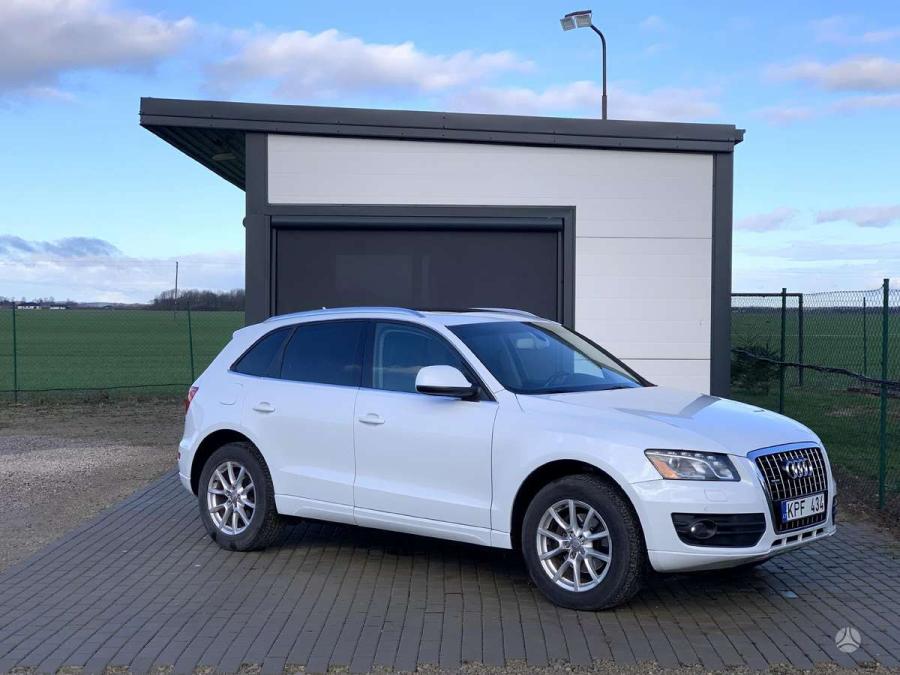 White Audi Q5 2012 in Kedainiai, with an engine capacity of 1.98 L and mileage of 294 thousand km for 7999 €, photo 2 on AUTOMOTO.COM.LV