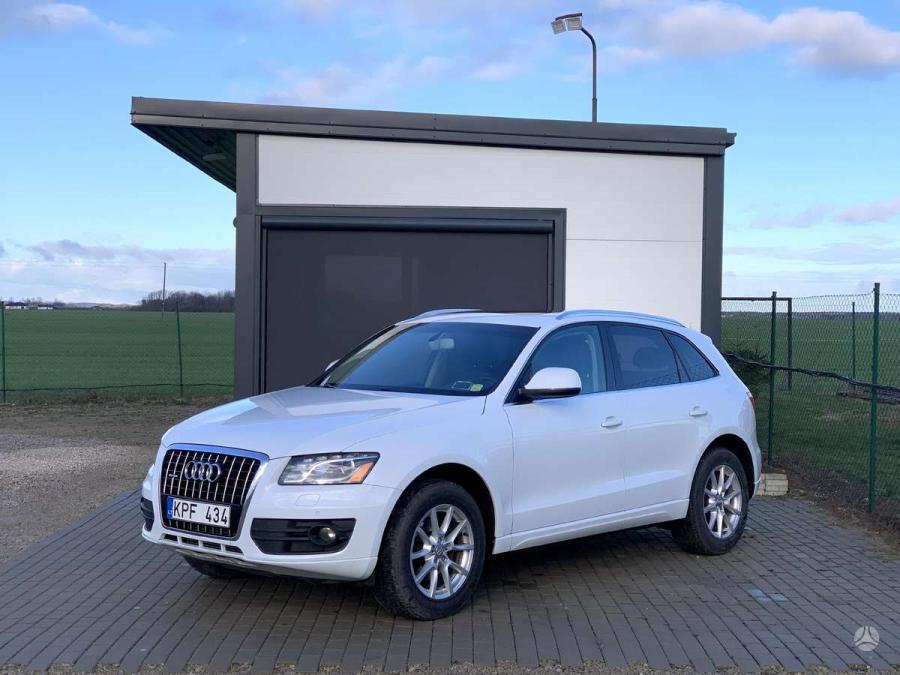 White Audi Q5 2012 in Kedainiai, with an engine capacity of 1.98 L and mileage of 294 thousand km for 7999 €, photo 3 on AUTOMOTO.COM.LV