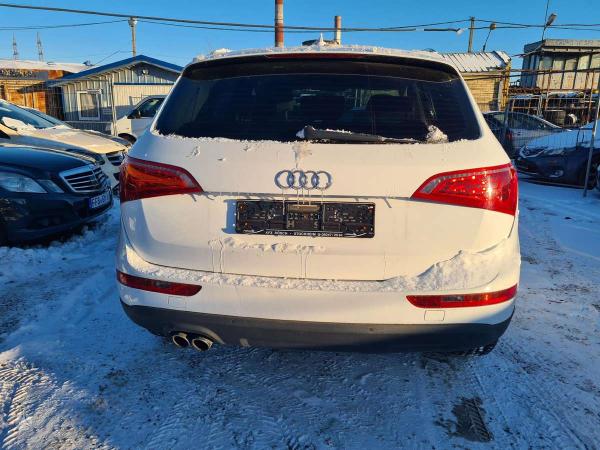 White Audi Q5 2012 in Kaunas, with an engine capacity of 1.97 L and mileage of 233 thousand km for 9500 €, photo 6 on AUTOMOTO.COM.LV