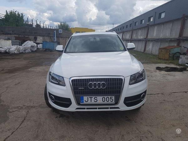 White Audi Q5 2012 in Kaunas, with an engine capacity of 1.98 L and mileage of 230 thousand km for 8900 €, photo 4 on AUTOMOTO.COM.LV