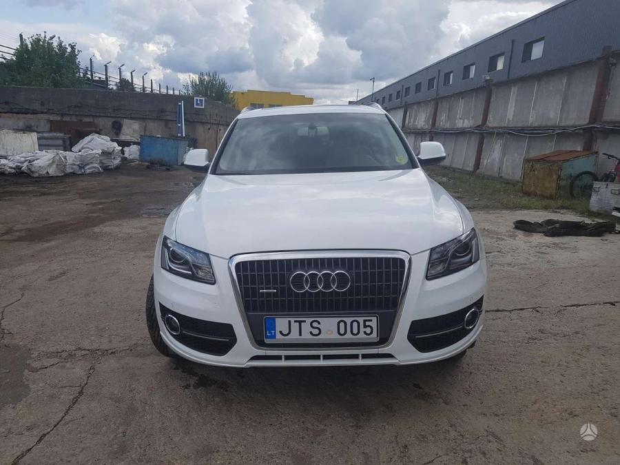 Balts Audi Q5 2012 Kauņa, ar dzinēja tilpumu 1.98 L un nobraukumu 230 tūkst. km par 8900 €, foto 4 vietnē AUTOMOTO.COM.LV
