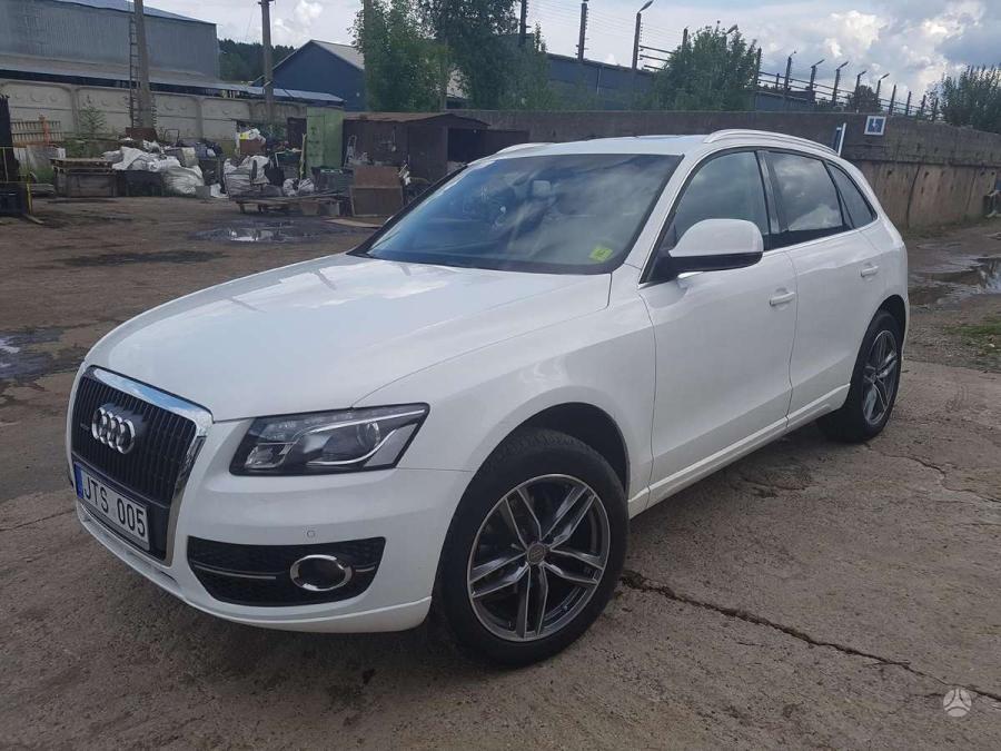 Balts Audi Q5 2012 Kauņa, ar dzinēja tilpumu 1.98 L un nobraukumu 230 tūkst. km par 8900 €, foto 5 vietnē AUTOMOTO.COM.LV