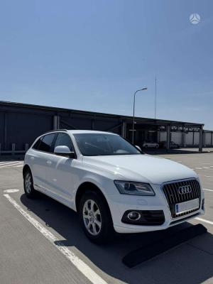 Balts Audi Q5 2012 Kauņa, ar dzinēja tilpumu 1.98 L un nobraukumu 338 tūkst. km par 9500 €, foto  vietnē AUTOMOTO.COM.LV