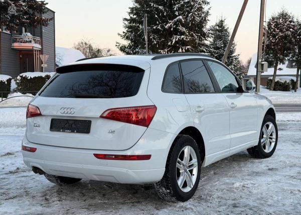 Balts Audi Q5 2012 Raseiniai, ar dzinēja tilpumu 1.97 L un nobraukumu 248 tūkst. km par 9650 €, foto 2 vietnē AUTOMOTO.COM.LV