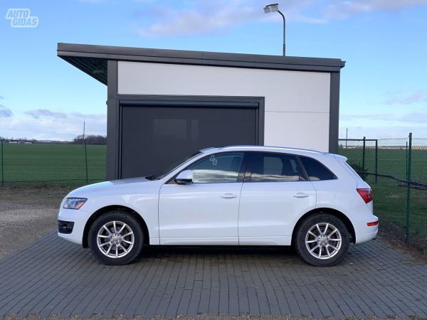 White Audi Q5 2012 in Kaunas, with an engine capacity of 2.00 L and mileage of 294 thousand km for 7999 €, photo 9 on AUTOMOTO.COM.LV