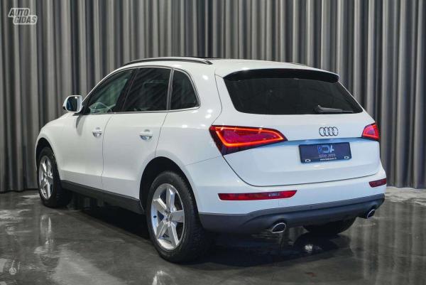 Balts Audi Q5 2012 Marijampole, ar dzinēja tilpumu 3.00 L un nobraukumu 252 tūkst. km par 10950 €, foto 10 vietnē AUTOMOTO.COM.LV