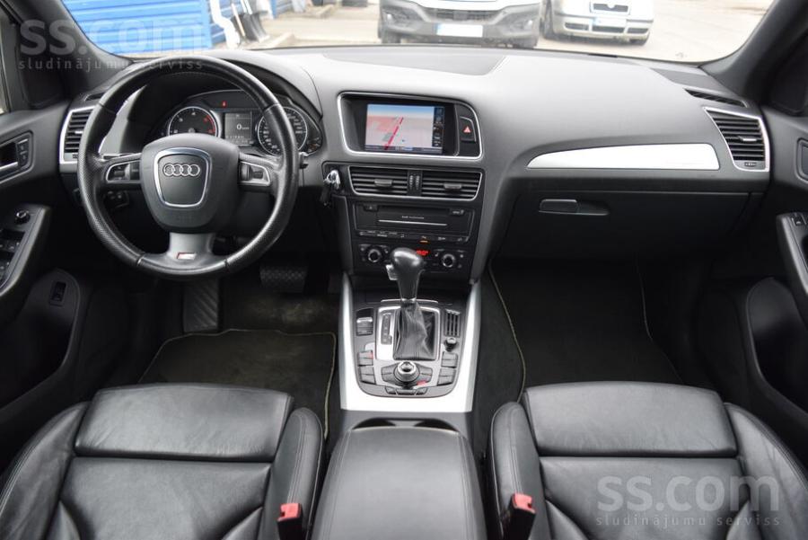 White Audi Q5 2012 in Riga, with an engine capacity of 3.00 L and mileage of 323 thousand km for 8900 €, photo 5 on AUTOMOTO.COM.LV