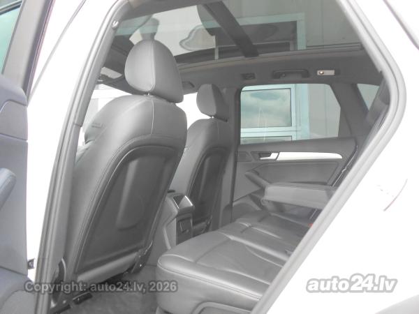 Balts Audi Q5 2012 Viljandi, ar dzinēja tilpumu 2.00 L un nobraukumu 179 tūkst. km par 11990 €, foto 7 vietnē AUTOMOTO.COM.LV