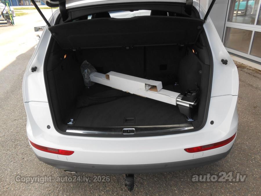 White Audi Q5 2012 in Viljandi, with an engine capacity of 2.00 L and mileage of 179 thousand km for 11990 €, photo 20 on AUTOMOTO.COM.LV