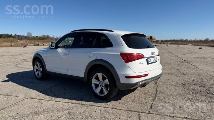 White Audi Q5 2012 in Riga, with an engine capacity of 2.00 L and mileage of 0 thousand km for 9950 €, photo 4 on AUTOMOTO.COM.LV