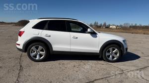 White Audi Q5 2012 in Riga, with an engine capacity of 2.00 L and mileage of 0 thousand km for 9950 €, photo 7 on AUTOMOTO.COM.LV