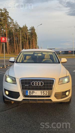Balts Audi Q5 2012 Rīga, ar dzinēja tilpumu 2.00 L un nobraukumu 267 tūkst. km par 10500 €, foto  vietnē AUTOMOTO.COM.LV