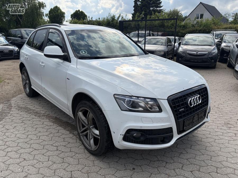 White Audi Q5 2012 in Vilnius, with an engine capacity of 3.00 L and mileage of 340 thousand km for 9999 €, photo 3 on AUTOMOTO.COM.LV
