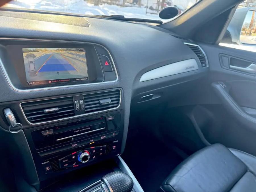 White Audi Q5 2012 in Rezekne, with an engine capacity of 2.00 L and mileage of 295 thousand km for 12300 €, photo 8 on AUTOMOTO.COM.LV