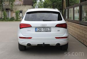 White Audi Q5 2012 in Riga, with an engine capacity of 3.00 L and mileage of 0 thousand km for 11900 €, photo 12 on AUTOMOTO.COM.LV