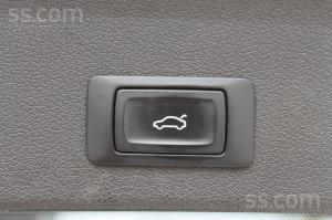White Audi Q5 2012 in Riga, with an engine capacity of 3.00 L and mileage of 0 thousand km for 11900 €, photo 15 on AUTOMOTO.COM.LV