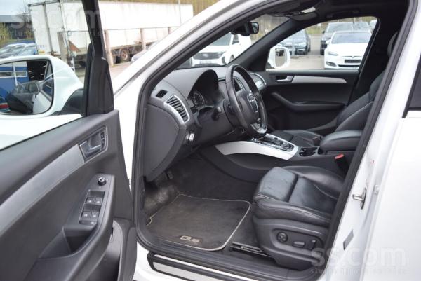 White Audi Q5 2012 in Riga, with an engine capacity of 3.00 L and mileage of 323 thousand km for 8000 €, photo 3 on AUTOMOTO.COM.LV