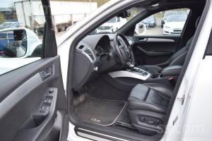 White Audi Q5 2012 in Riga, with an engine capacity of 3.00 L and mileage of 323 thousand km for 8000 €, photo 4 on AUTOMOTO.COM.LV