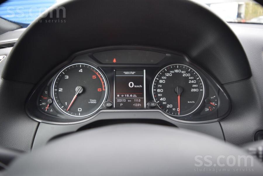 White Audi Q5 2012 in Riga, with an engine capacity of 3.00 L and mileage of 323 thousand km for 8000 €, photo 7 on AUTOMOTO.COM.LV