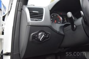 White Audi Q5 2012 in Riga, with an engine capacity of 3.00 L and mileage of 323 thousand km for 8000 €, photo 13 on AUTOMOTO.COM.LV