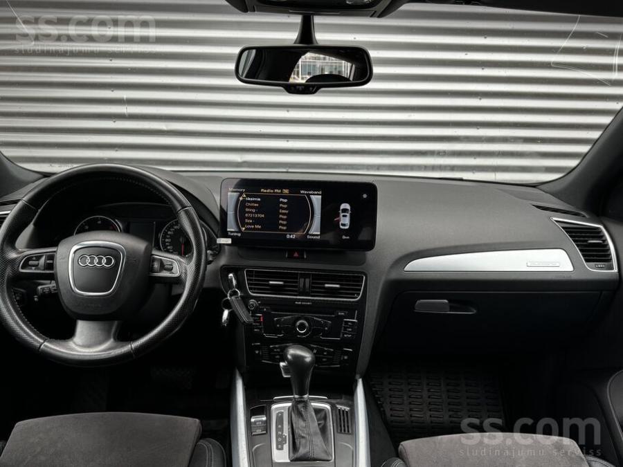 White Audi Q5 2012 in Riga, with an engine capacity of 2.00 L and mileage of 329 thousand km for 9900 €, photo 15 on AUTOMOTO.COM.LV
