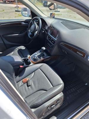 White Audi Q5 2012 in Kaunas, with an engine capacity of 1.98 L and mileage of 202 thousand km for 8500 €, photo 14 on AUTOMOTO.COM.LV