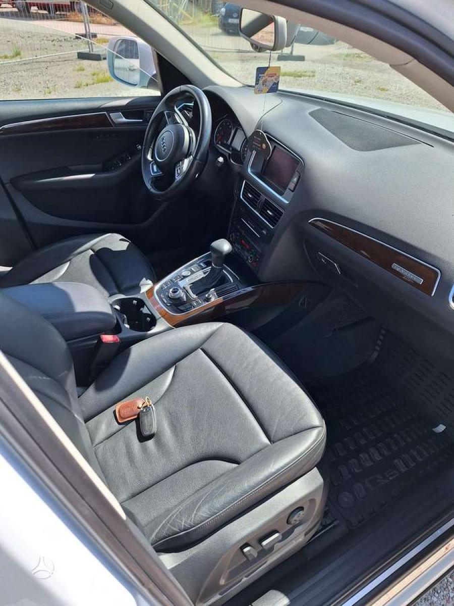 White Audi Q5 2012 in Kaunas, with an engine capacity of 1.98 L and mileage of 202 thousand km for 8500 €, photo 14 on AUTOMOTO.COM.LV