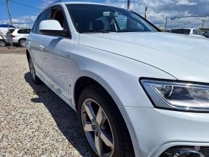 White Audi Q5 2012 in Kaunas, with an engine capacity of 1.98 L and mileage of 202 thousand km for 8500 €, photo 19 on AUTOMOTO.COM.LV