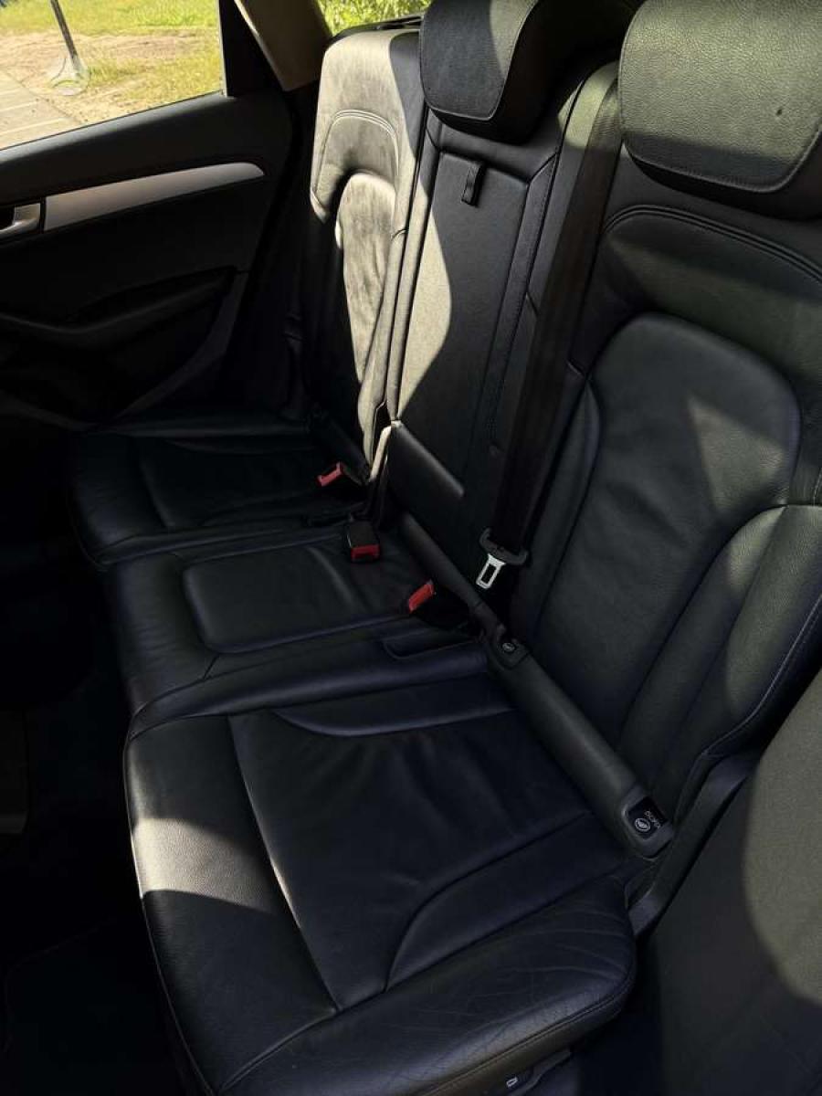 White Audi Q5 2012 in Kaunas, with an engine capacity of 1.97 L and mileage of 329 thousand km for 7100 €, photo 13 on AUTOMOTO.COM.LV