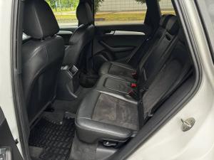 Balts Audi Q5 2012 Rīga, ar dzinēja tilpumu 2.00 L un nobraukumu 329 tūkst. km par 9900 €, foto 12 vietnē AUTOMOTO.COM.LV
