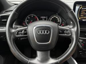 Balts Audi Q5 2012 Rīga, ar dzinēja tilpumu 2.00 L un nobraukumu 329 tūkst. km par 9900 €, foto 16 vietnē AUTOMOTO.COM.LV