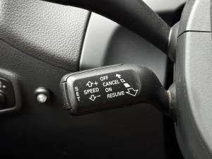 Balts Audi Q5 2012 Rīga, ar dzinēja tilpumu 2.00 L un nobraukumu 329 tūkst. km par 9900 €, foto 23 vietnē AUTOMOTO.COM.LV