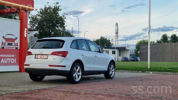 Balts Audi Q5 2012 Jelgava, ar dzinēja tilpumu 2.00 L un nobraukumu 333 tūkst. km par 8950 €, foto 10 vietnē AUTOMOTO.COM.LV