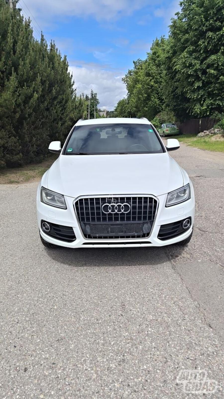 White Audi Q5 2012 in Utena, with an engine capacity of 2.00 L and mileage of 220 thousand km for 9800 €, photo 3 on AUTOMOTO.COM.LV