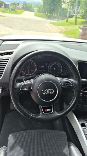 White Audi Q5 2012 in Utena, with an engine capacity of 2.00 L and mileage of 220 thousand km for 9800 €, photo 12 on AUTOMOTO.COM.LV