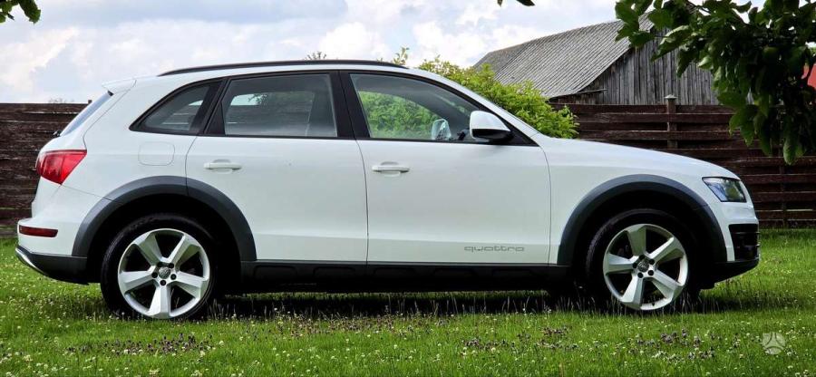 White Audi Q5 2012 in Prienai, with an engine capacity of 1.97 L and mileage of 361 thousand km for 7750 €, photo 3 on AUTOMOTO.COM.LV