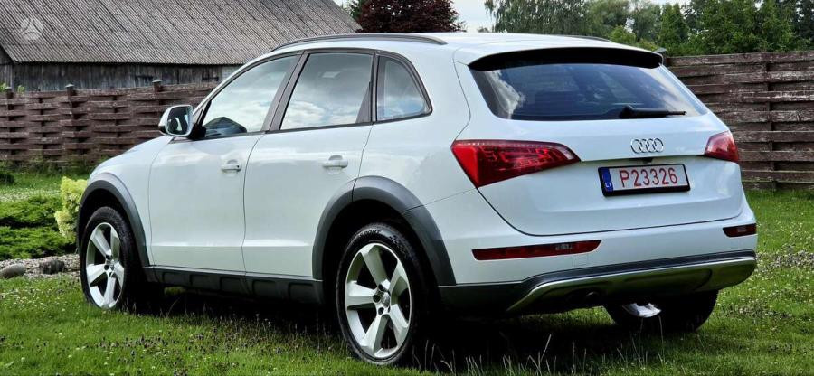 White Audi Q5 2012 in Prienai, with an engine capacity of 1.97 L and mileage of 361 thousand km for 7750 €, photo 6 on AUTOMOTO.COM.LV