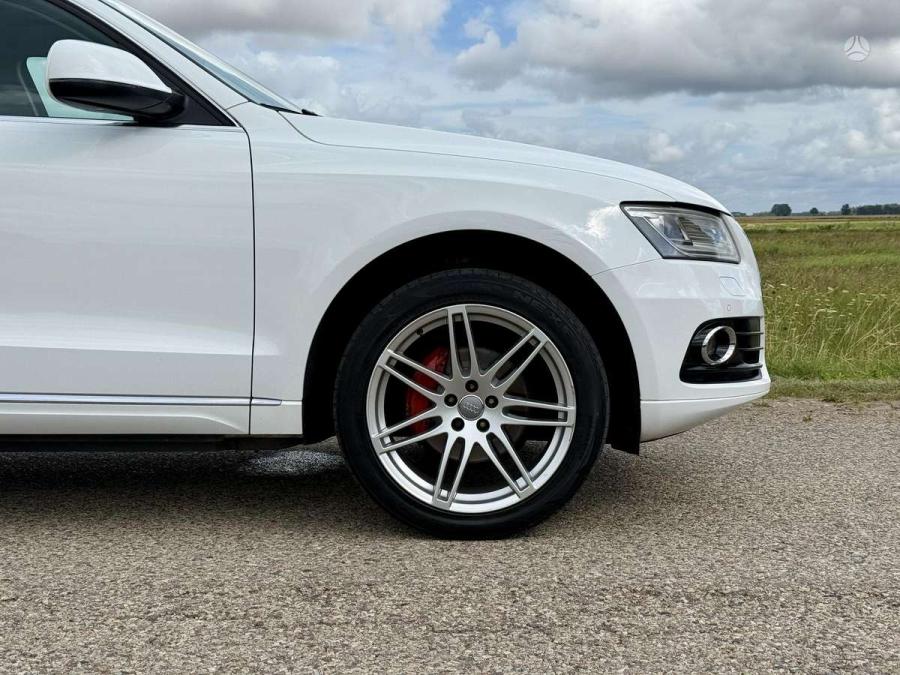 Balts Audi Q5 2012 Vilkaviškis, ar dzinēja tilpumu 1.97 L un nobraukumu 282 tūkst. km par 13900 €, foto 8 vietnē AUTOMOTO.COM.LV