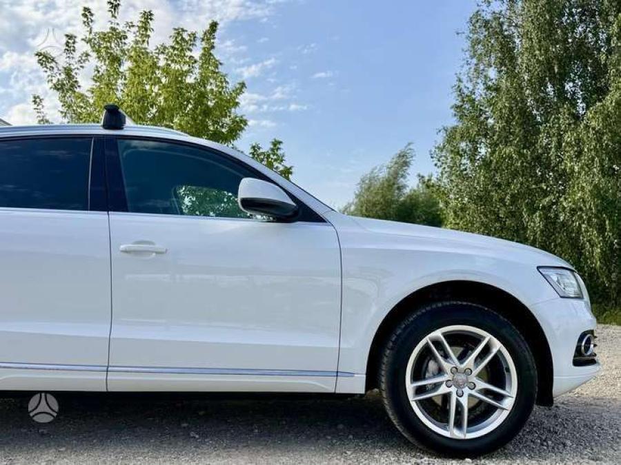 White Audi Q5 2012 in Siauliai, with an engine capacity of 1.97 L and mileage of 291 thousand km for 13400 €, photo 11 on AUTOMOTO.COM.LV