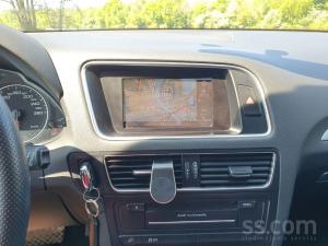 White Audi Q5 2012 in Riga, with an engine capacity of 2.00 L and mileage of 272 thousand km for 10200 €, photo 12 on AUTOMOTO.COM.LV
