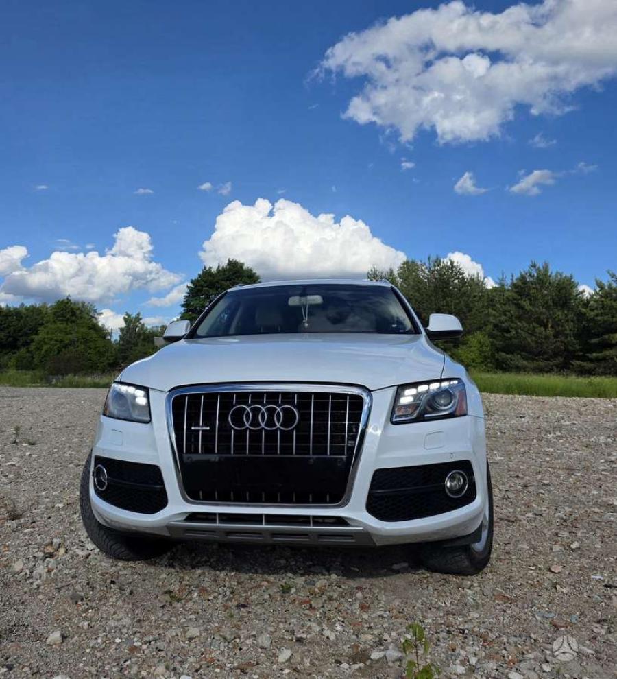 White Audi Q5 2012 in Vilnius, with an engine capacity of 3.20 L and mileage of 165 thousand km for 5700 €, photo 11 on AUTOMOTO.COM.LV