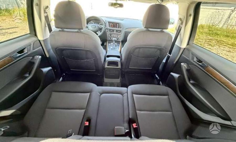 White Audi Q5 2012 in Siauliai, with an engine capacity of 1.97 L and mileage of 291 thousand km for 13400 €, photo 29 on AUTOMOTO.COM.LV