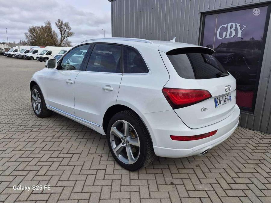 Balts Audi Q5 2012 Tauragė, ar dzinēja tilpumu 3.00 L un nobraukumu 243 tūkst. km par 11300 €, foto 7 vietnē AUTOMOTO.COM.LV