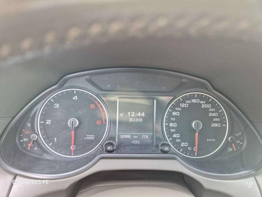 Balts Audi Q5 2012 Tauragė, ar dzinēja tilpumu 3.00 L un nobraukumu 243 tūkst. km par 11300 €, foto 8 vietnē AUTOMOTO.COM.LV