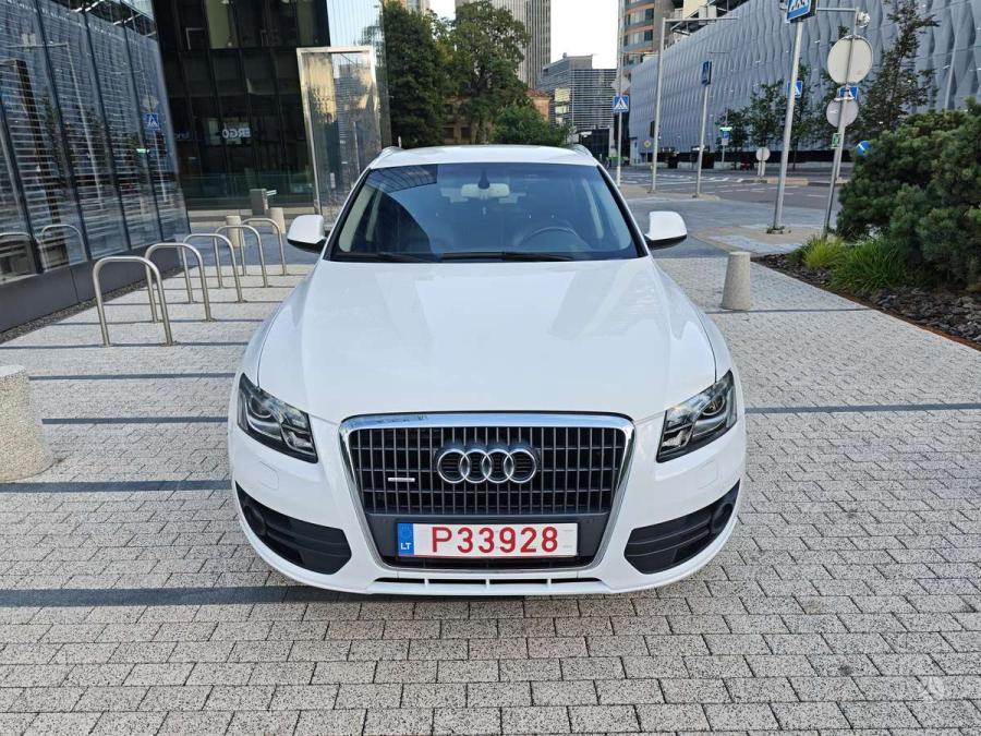 White Audi Q5 2012 in Vilnius, with an engine capacity of 1.98 L and mileage of 152 thousand km for 11200 €, photo 4 on AUTOMOTO.COM.LV